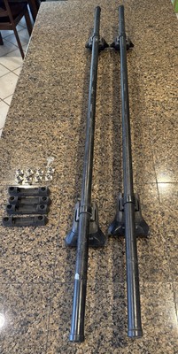 COMPLETE Yakima Roof Rack SkyLine Towers 58" Cross Bars Landing Pads ...