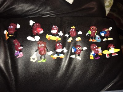 Lot of 12 California Raisins Figures Small Plastic Toys | eBay