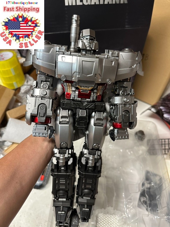 NEW IN BOX TRANSFORMER Megatank MT01B Monocrat Tank DECEPTICONS Mega ...