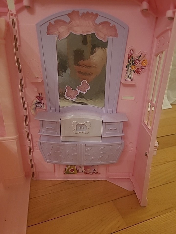 Vintage 2000 Mattel Barbie Pink Portable Fold Up Magi-Key Doll HOUSE | eBay