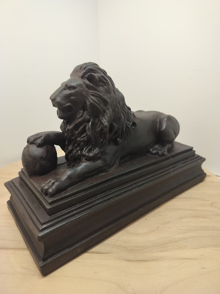 VTG LION ON PLINTH STATUE LIONS PAW RESTING ON GLOBE HEAVY SOLID ...