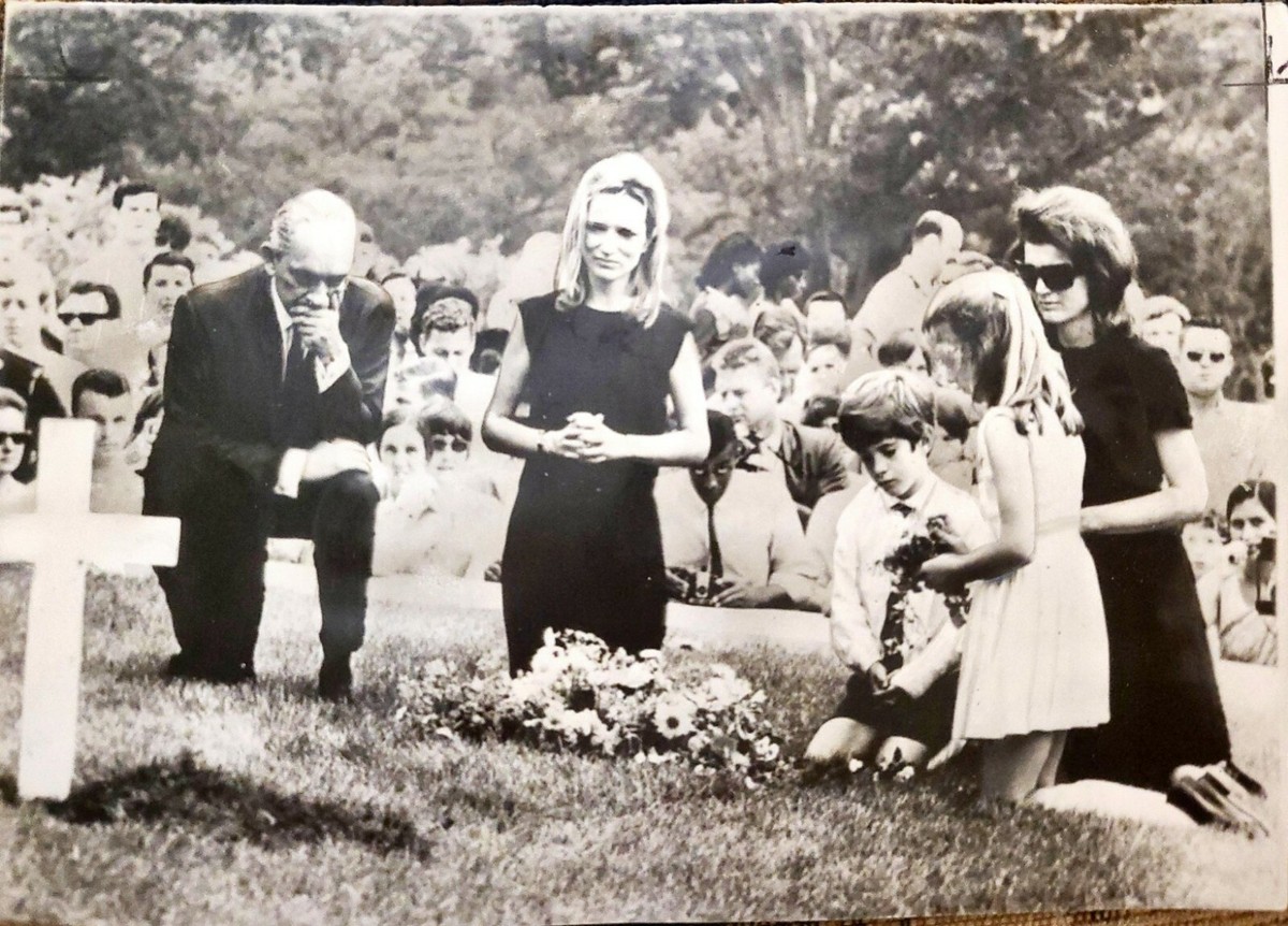 Caroline And Jackie Kennedy Funeral