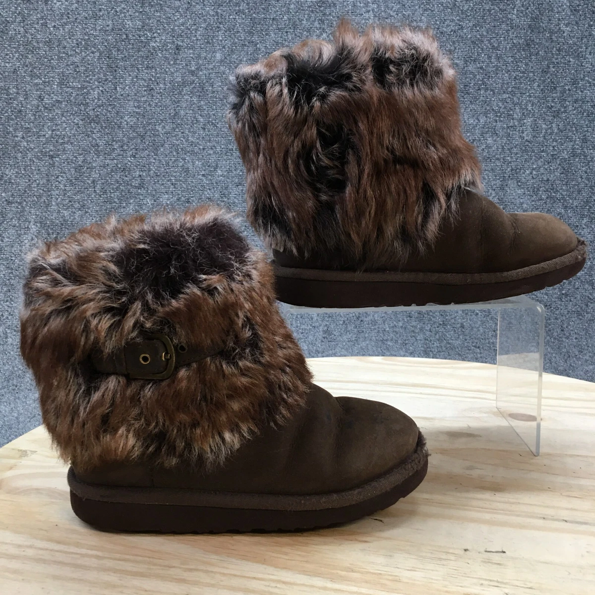 Black Uggs With Fur
