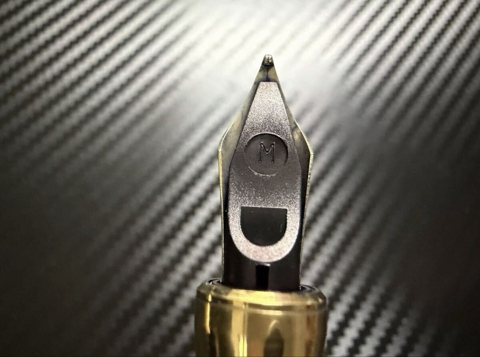 Parker Duofold Queen Elizabeth M Medium Point Fountain Pen | eBay