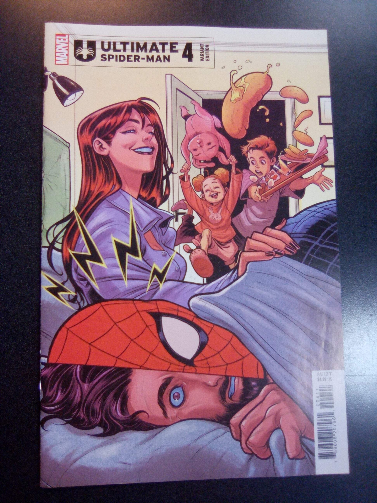 Ultimate Spider-Man #4 Elizabeth Torque Variant Comic Book First Print ...