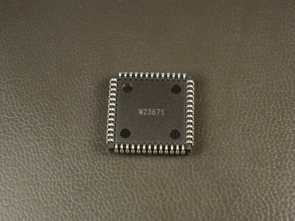 IDT7132SA35J IDT Dual Port Static RAM 16k 2k X 8-Bit CMOS 52 Pin PLCC ...