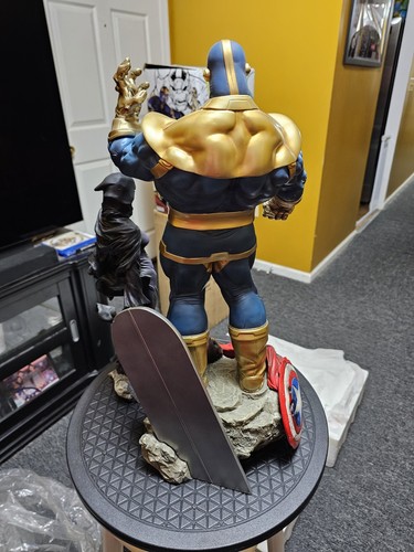 Sideshow Exclusive Marvel Thanos & Lady Death Figure Statue Diorama ...