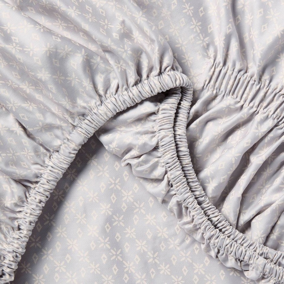 Queen 400 Thread Count Holiday Performance Sheet Set Twinkle Stars ...