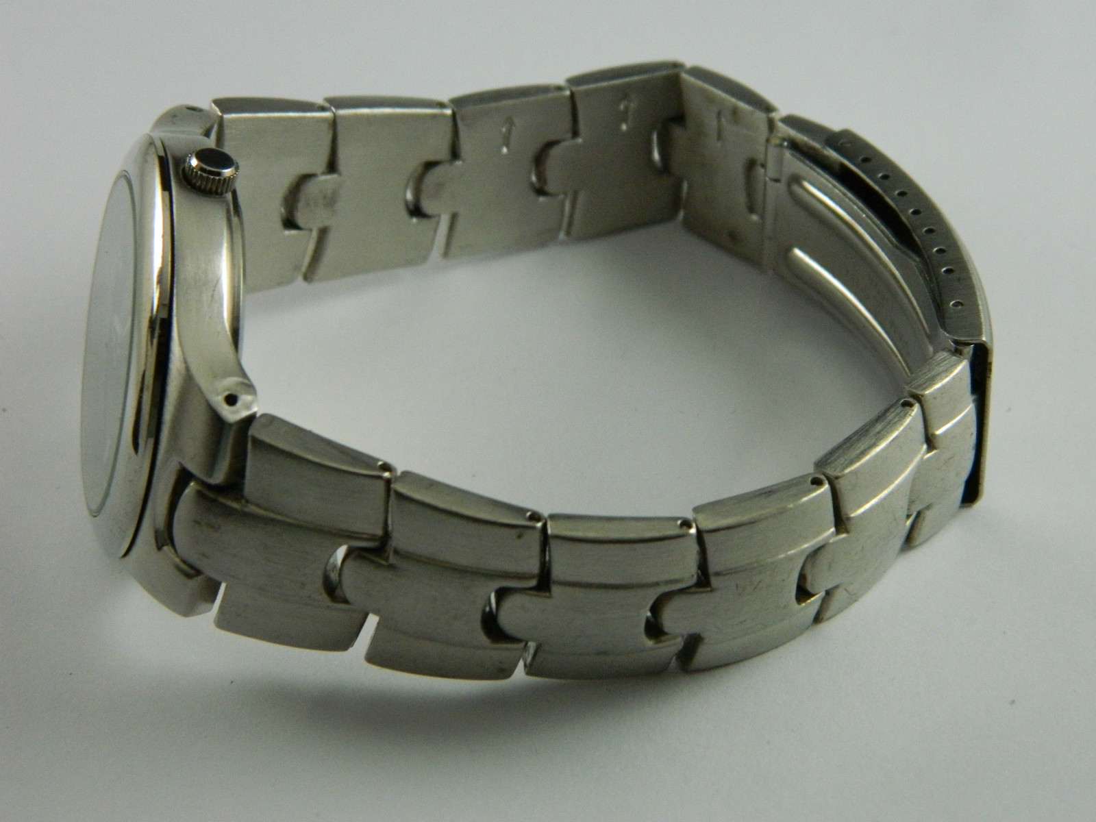 MEN'S MOSSIMO WATCH GREY DIAL/ DATE/SILVER TONE CASE AND BRACELET | eBay