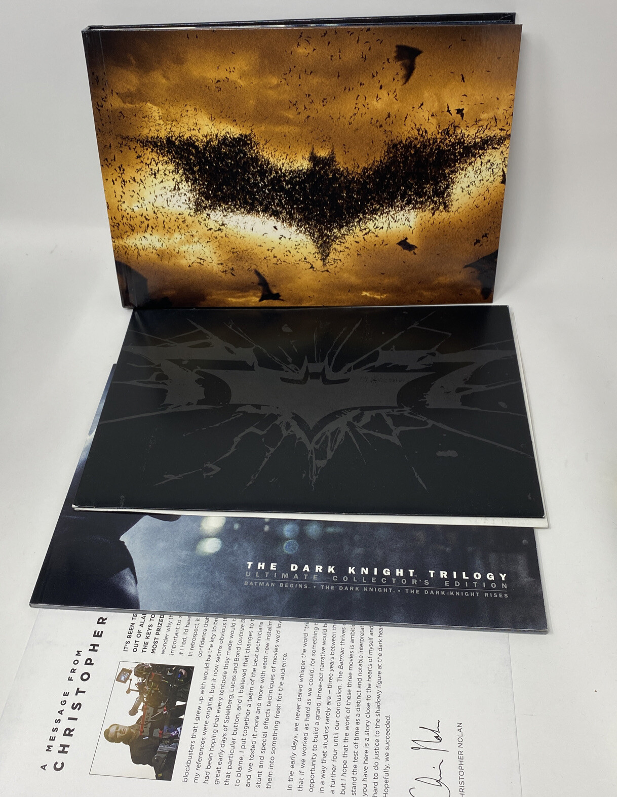 THE DARK KNIGHT TRILOGY ULTIMATE COLLECTOR'S EDITION Blu-ray Box Set ...