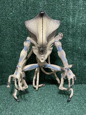 Independence Day Alien Supreme 14” Action Figure Trendmasters 1996 . | eBay