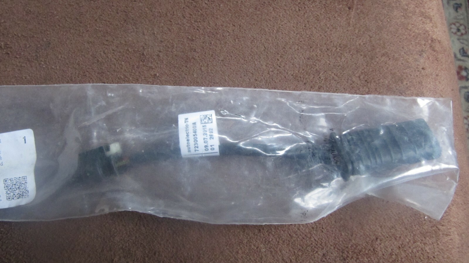 NEW Mercedes W212 E200 Engine Motor A2701505720 | eBay