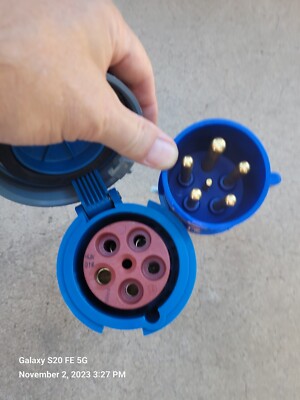 Plugs - 60 Amp Plug