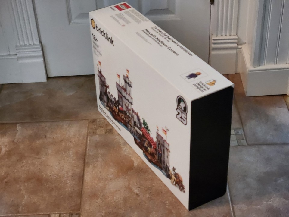 Ships Fast! LEGO Medieval Seaside Market 910047 - Bricklink Designer ...