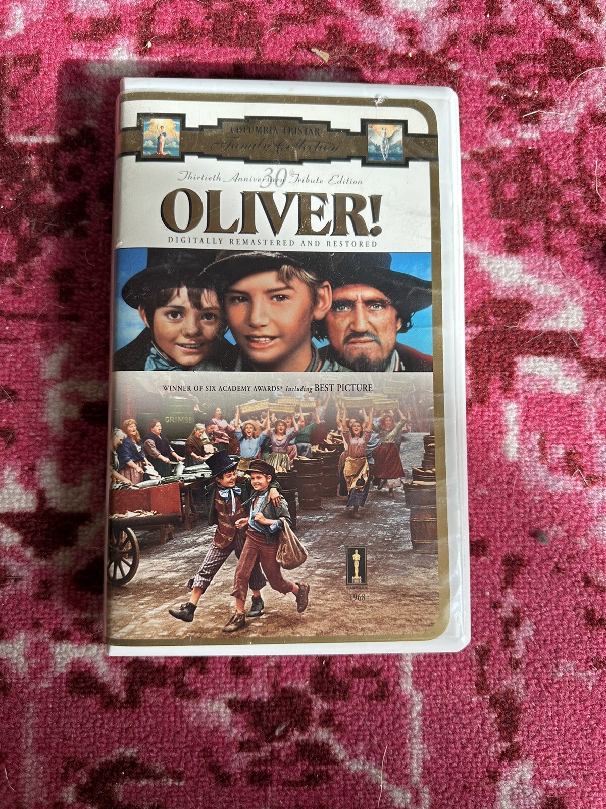 Oliver (VHS, 1998, 30th Anniversary Tribute Edition Clam Shell Duracase ...