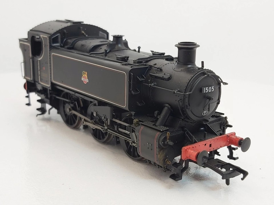 Rapido Trains 904003 WR 15xx 0-6-0PT Lined Black Early Emblem No. 1505 ...