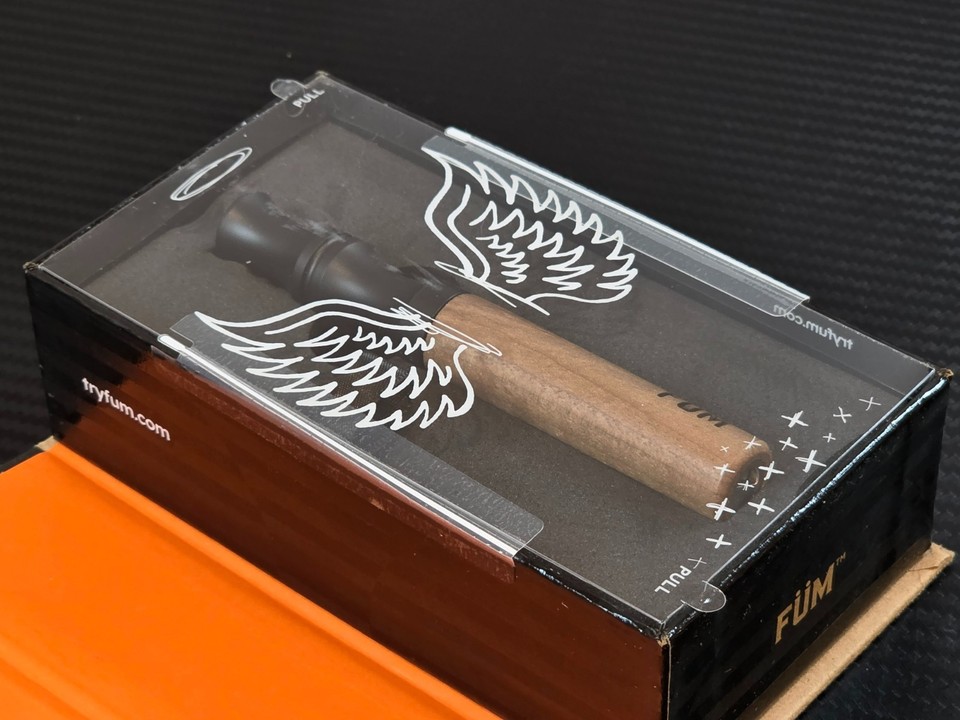 FUM Solano Flavored Air Diffusive Device - Helps Stop Smoking, Fidget ...