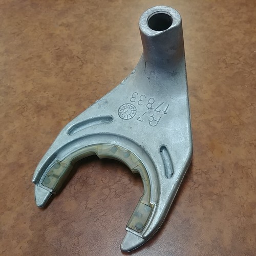 98-02 Dodge Ram 2500 3500 241 DLD/DHD TRANSFER CASE SHIFT FORK RANGE ...