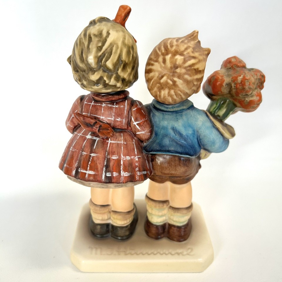 Hummel Goebel 50 Year Jubilee The Love Lives On #416 w Tag Valentine ...