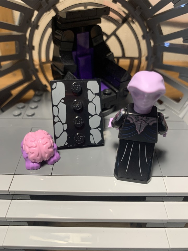 LEGO Dungeons & Dragons Minifigure (71047) - Mind Flayer | eBay