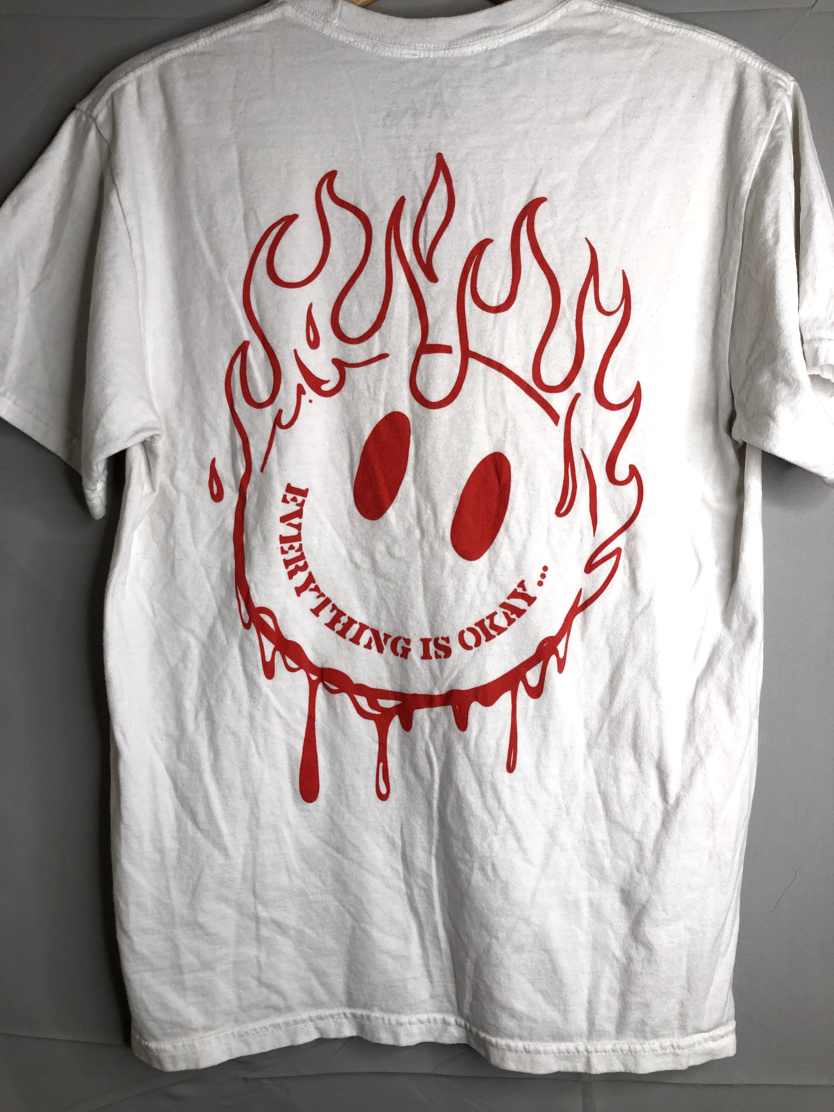 A-Lab 'Everything Is Okay' Smiley Face Graphic White … - Gem
