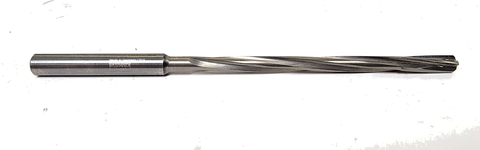 SANDVIK 4.763MM SPIRAL REAMER 4-1/2" OAL 5/8" LOC 4-FLUTES 3-3/4" FLUTE ...