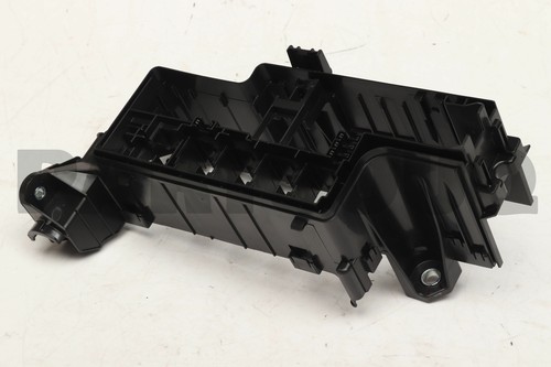 827410K020 Genuine Toyota BLOCK ENGINE ROOM R 82741-0K020 | eBay