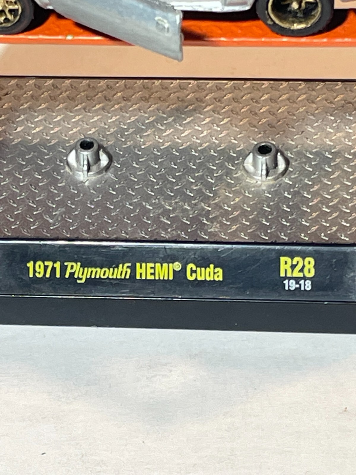 M2 Machines 1971 Plymouth Hemi cuda M2 auto lift | eBay