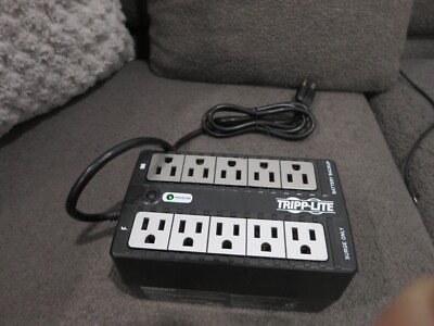 Tripp Lite INTERNET550U 10 OUT 550VA 420J Ultra-Comp Desktop Standby ...