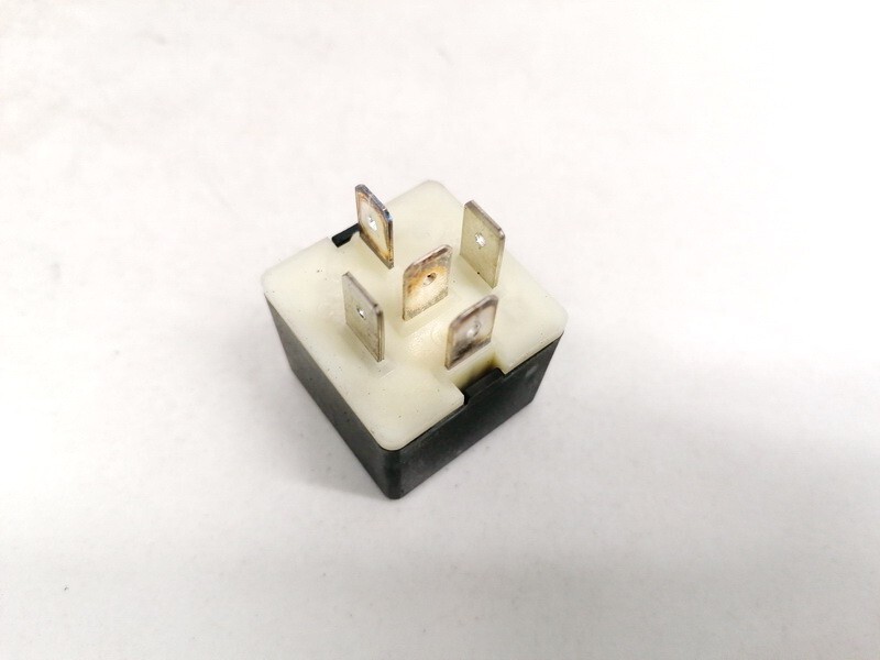 056006707 68832C Relay module for Chrysler Voyager UK1258033-10 | eBay UK