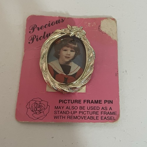Picture Frame Pin Vintage Oval Gold Tone Floral Ribbon Stand Up Easel ...