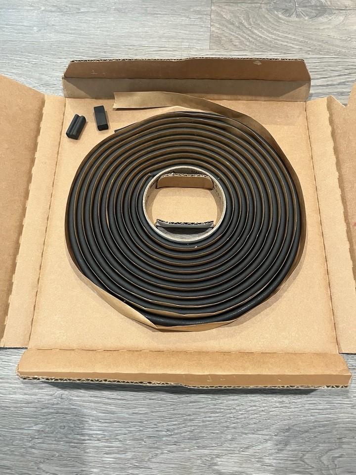 3M 08611 Window-Weld Round Ribbon Windshield Sealer, 5/16" x 15' 8611 ...