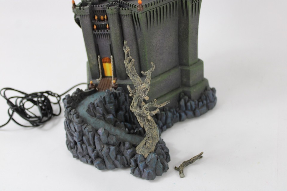 Hawthorne Village The Wizard of Oz Wicked Witchs Castle Sculpture Sound ...
