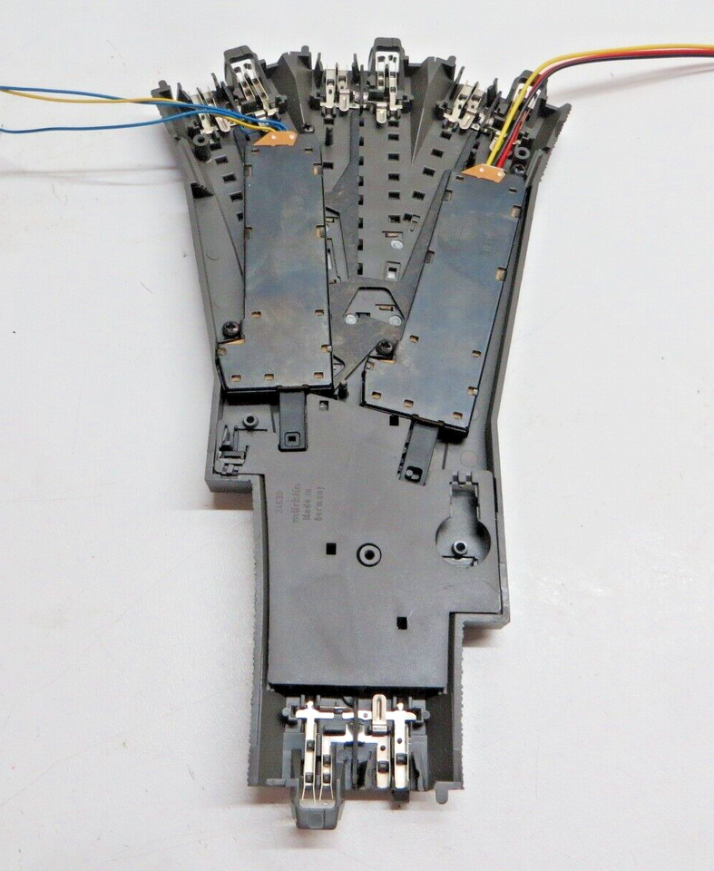 Märklin 24630 - C Track Three Way Switch 7 13/32in With 2 X Drive 74490 ...
