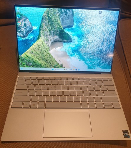 Dell XPS 9315 12th Gen i7-1250U @ 1.10 GHz, 16GB RAM, 512GB SSD ...