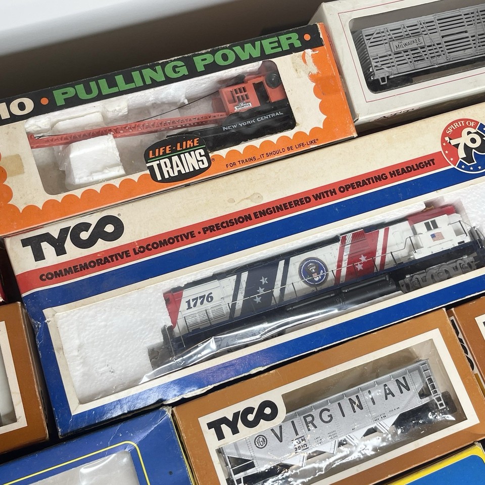 Vintage Lot OF 10 HO TYCO AHM SHELL & Miscellaneous Scale Train Freight ...