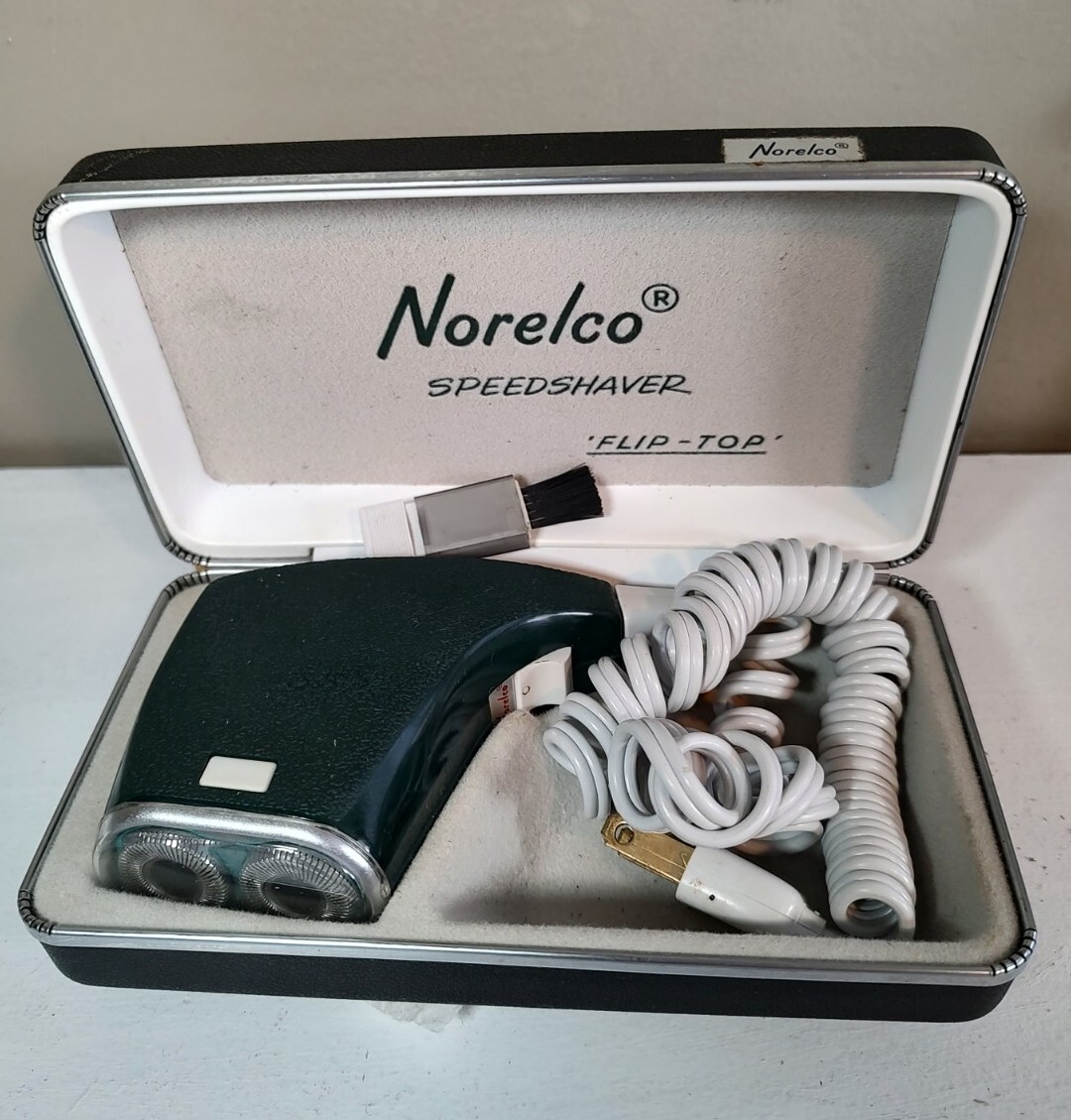 Vintage Norelco Cordless Flip Top Speed Shaver Electric Razor w Case ...