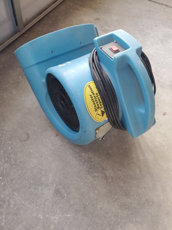 Dri-Eaz Sahara Dryer / Blower / Air Mover - Wet Carpet, Floors, Flood ...