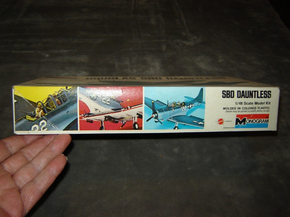 Monogram Model kit 6830 Douglas SBD Dauntless box opened 1/48 Factory ...