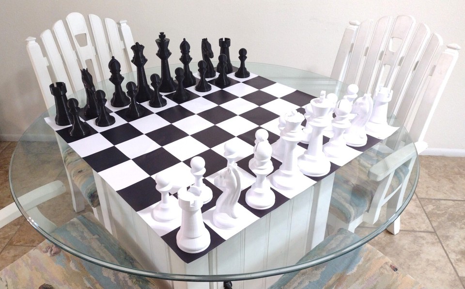 Giant 8 Inch High Chess Set With 8-1/2" High Kings | eBay