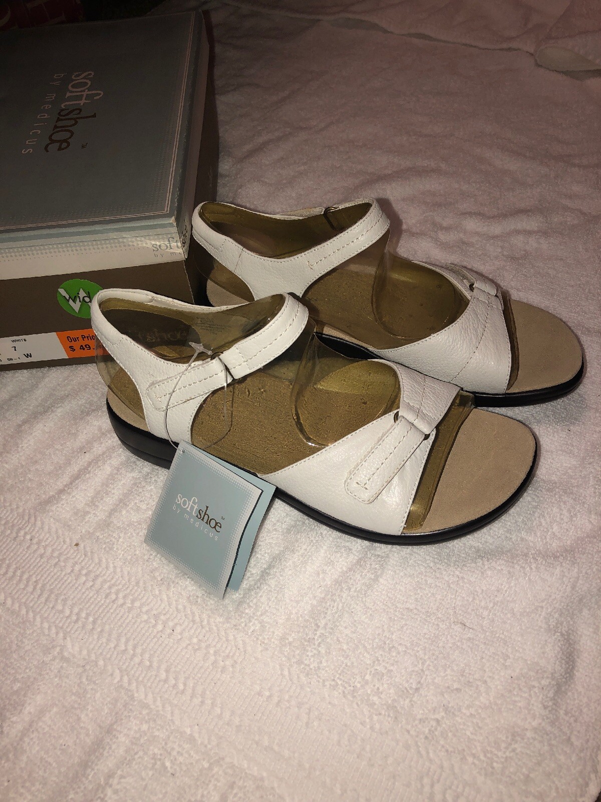 SOFTSHOE by Medicus leather comfort casual sandals 7 Wide Soft Shoe ...