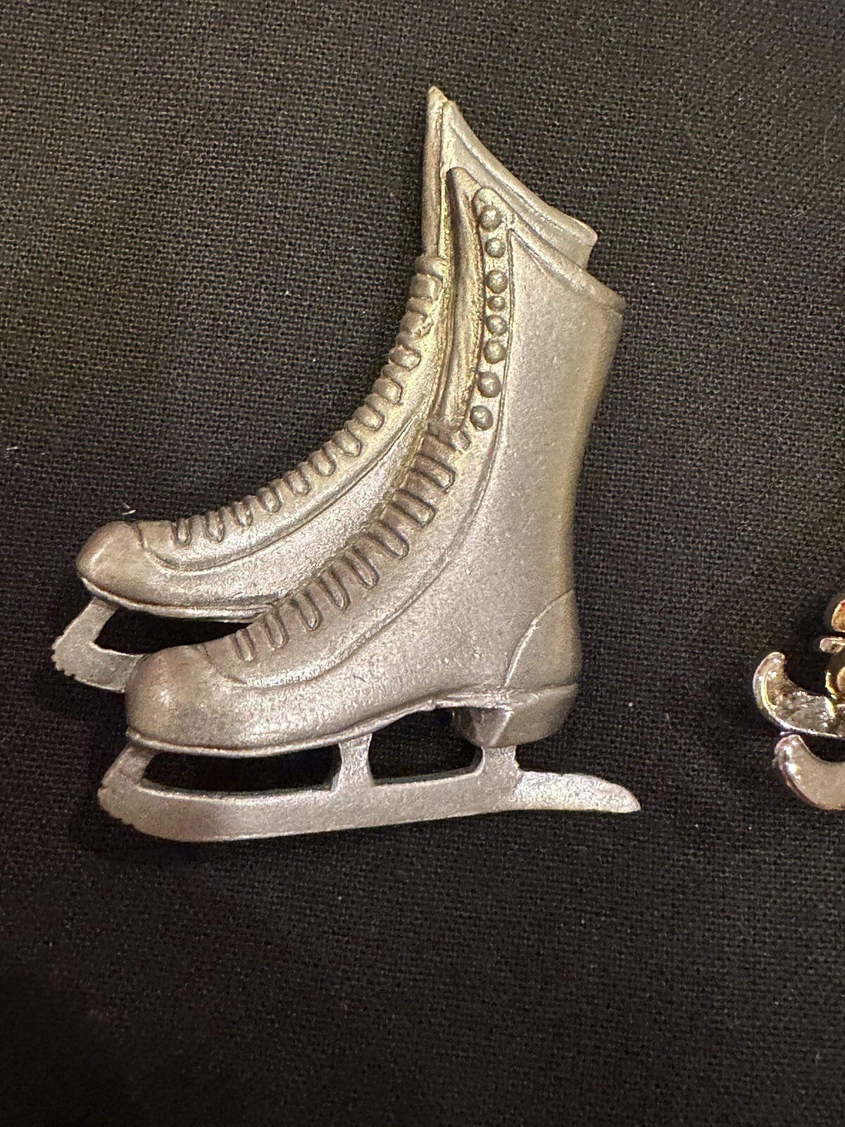 Pair Of Vintage Ice Skating Silver Gold Tone Pin Brooch Robert Hall | eBay