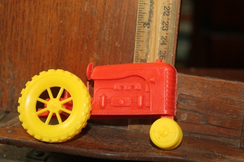 Vintage 1970's Plastic Farm Implement Toy Tractor Missing Wheel | eBay