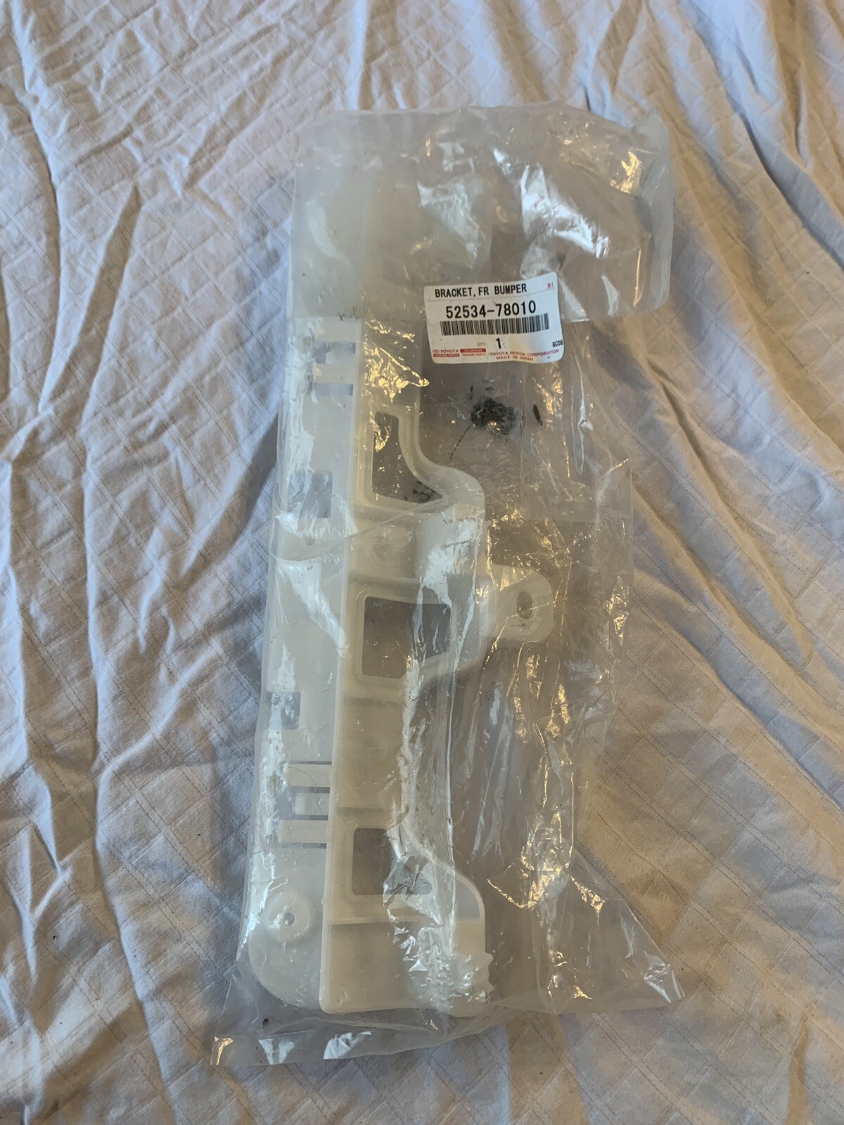 52534-78010 Toyota Bracket, front bumper retainer, 5253478010, New ...