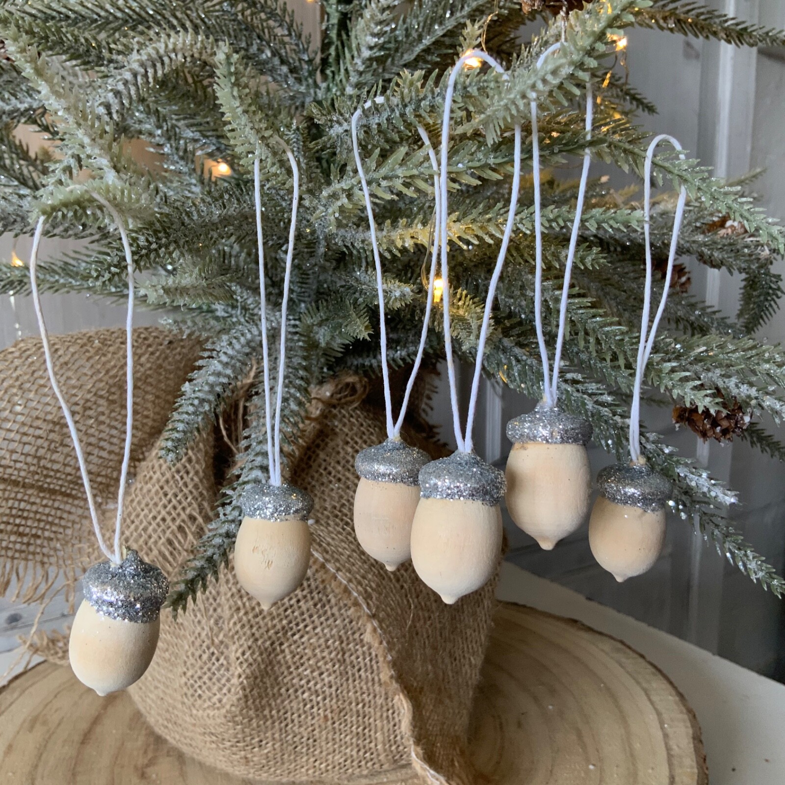 6 x Mini Acorn Hanging Decorations Christmas Gold Wood Gisela Graham ...