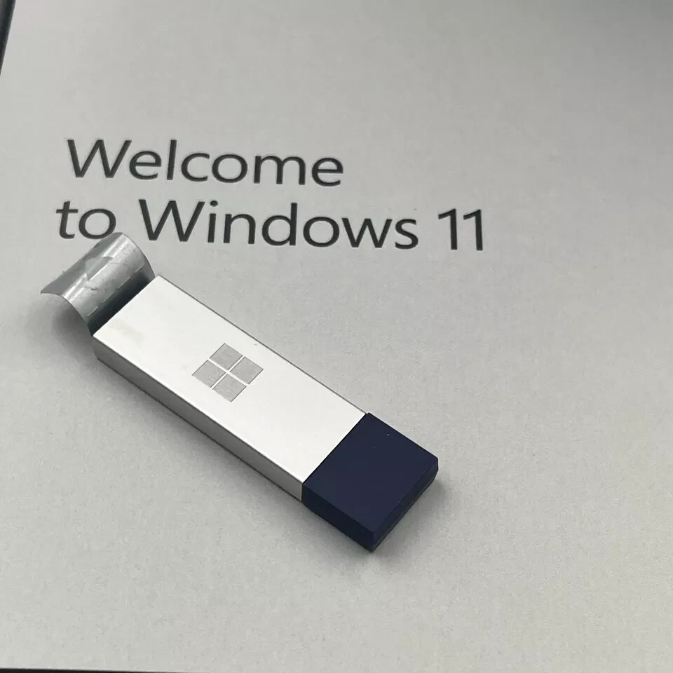 Microsoft Windows 11 Pro USB Flash Drive Hardware OEM Software Retail ...