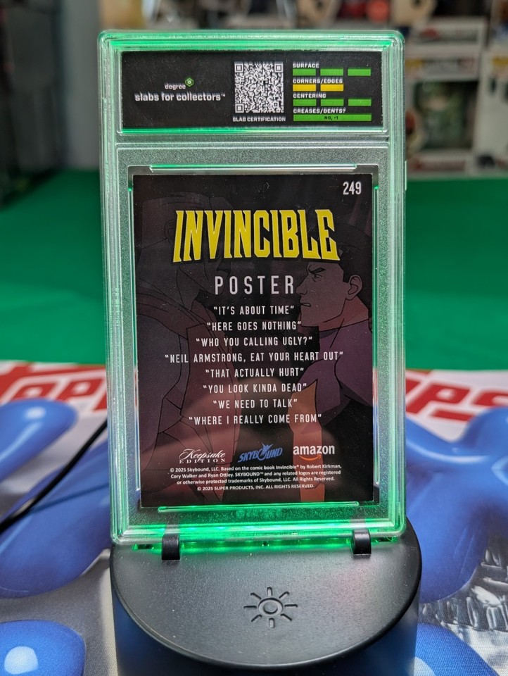 2025 Invincible 03/10 Gold Power Poster Omni-Man vs Invincible Degree 9 ...