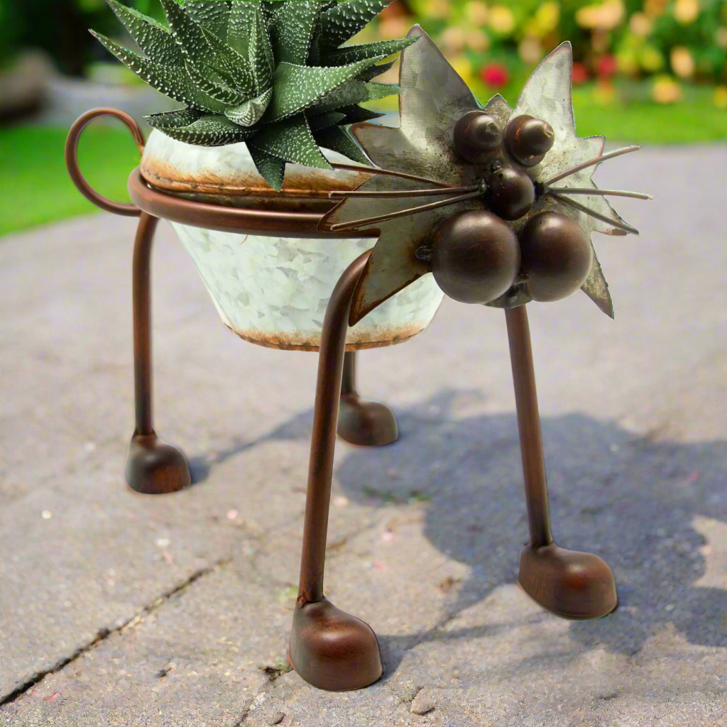 Metal Garden Cat Planter