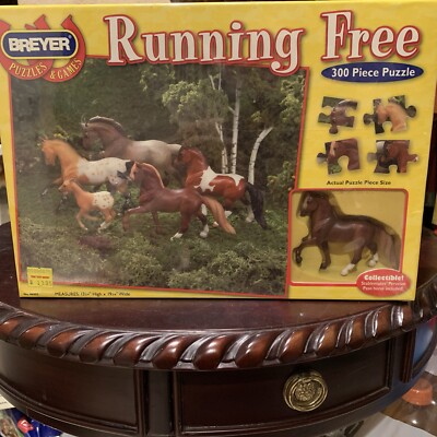 Breyer Running Free 300 Pc Puzzle w/ Peruvian Paso Stablemate Horse in ...