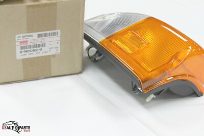 GENUINE ISUZU Turn Signal Lamp Driver Side For NPR-HD NQR NRR NPR 4BD2 ...